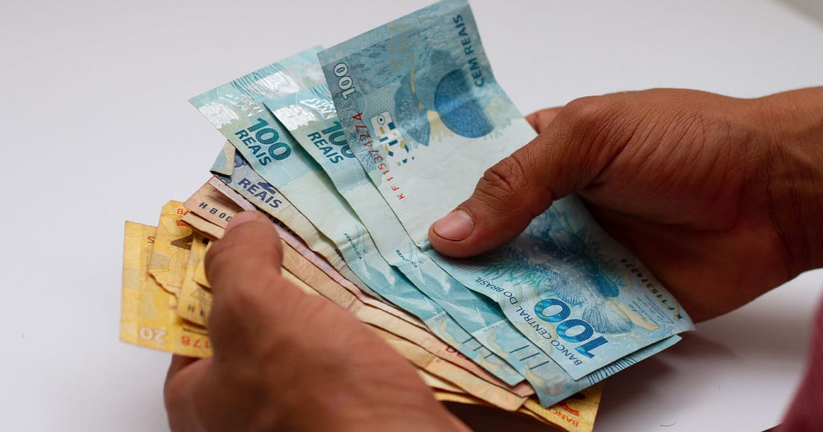 Novo Saque De R 1 3 Mil Para Brasileiros Veja Quem Pode Receber