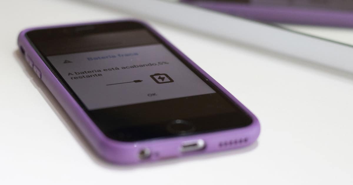 6 Mentiras Que Te Contaram Sobre A Bateria Do Seu Celular Você